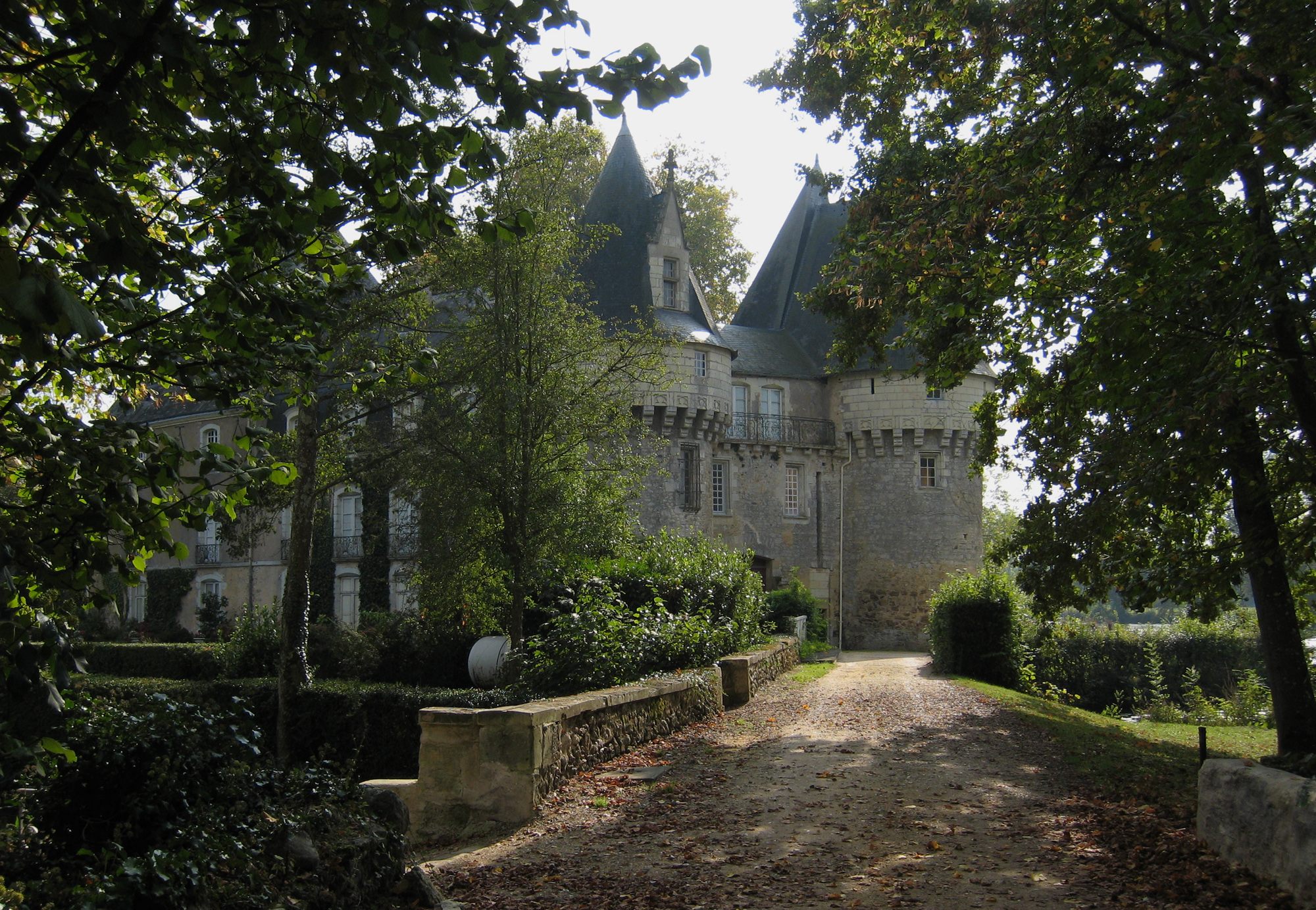 Château de Bazouges (Sarthe) : Visite, adresse, accès, photos et avis