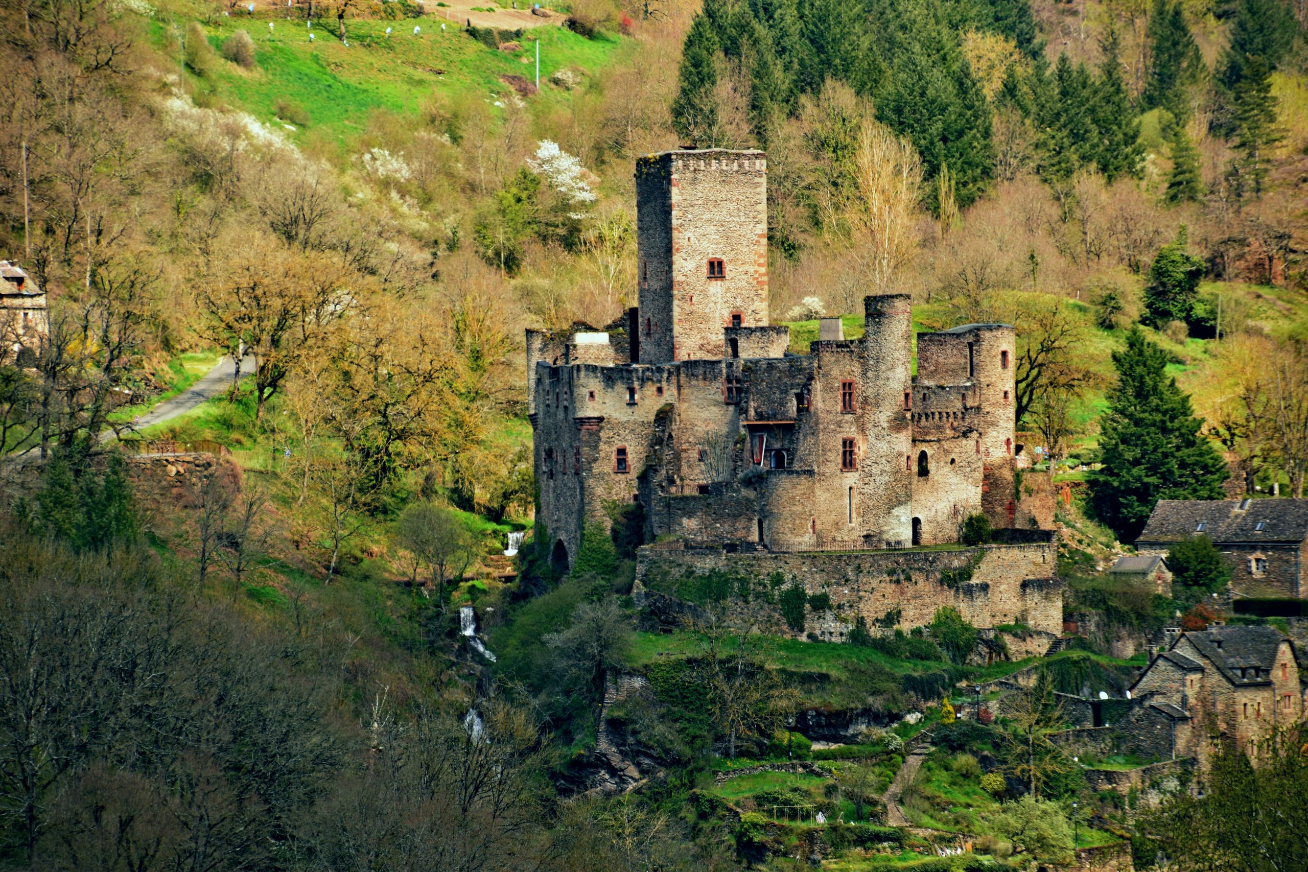 Château de Belcastel (Aveyron) : Visite, adresse et avis